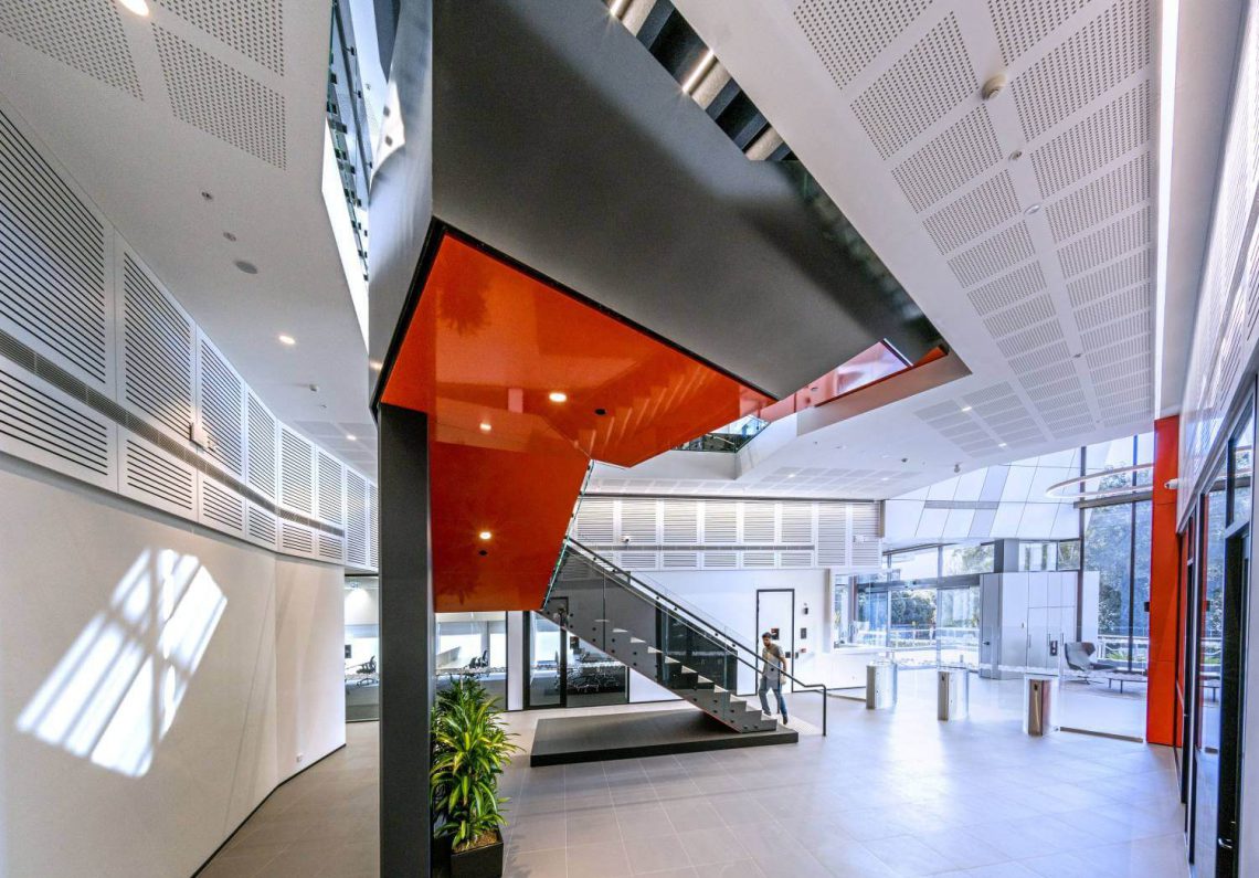 Equinix Data Centre (Stage 4) - Amicus Construction